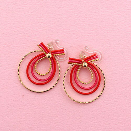 定価 : 1280円商品番号 : sunho-404616【サイズ】チャーム全長約2.5cm【素材】紙/合金など備考お取り寄せにお時間を要する場合がございます。ご注文後のキャンセルはお受けする事が出来ませんので予めご了承くださいませ。ご利用...