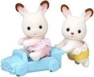 発売日 2019/04/13 メーカー エポック社 型番 ウ-76 JAN 4905040141972 備考 商品解説■人気アイテムふたごちゃんに押し車がついてリニューアル!【商品詳細】対象年齢：3歳以上※こちらの商品は予価の為、価格が変更...