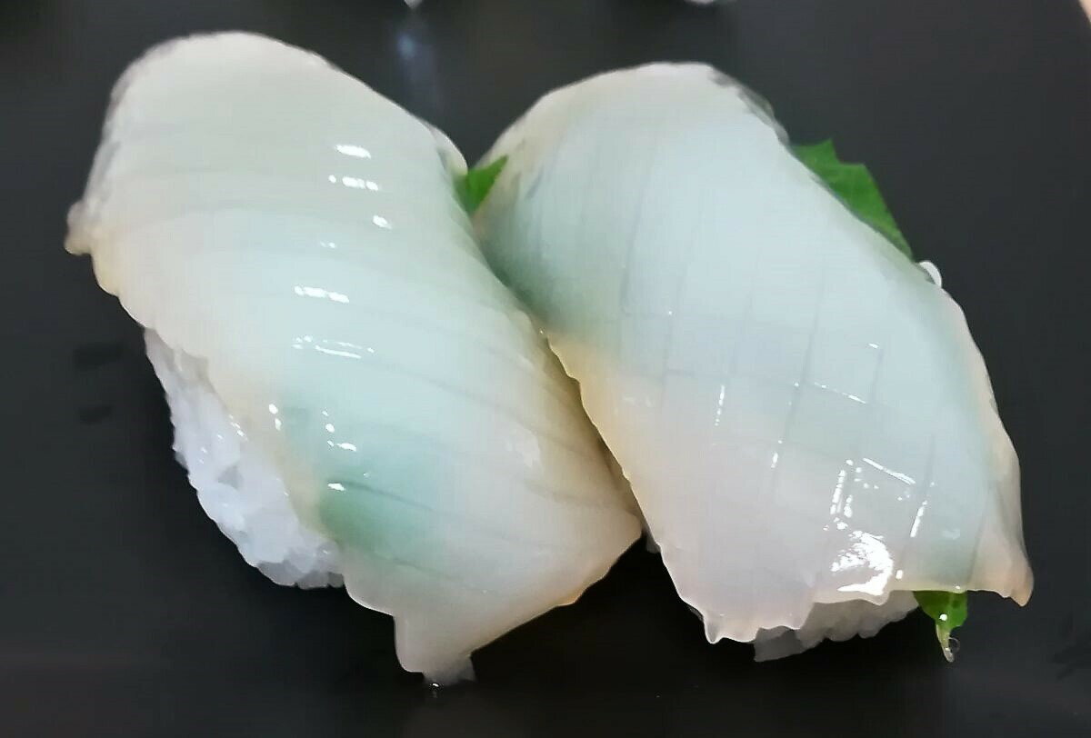 寿司ネタ 真 イカ スライス 約6g×20枚 生食用 すしねた まいか 業務用 のせるだけ 刺身用 業務用 手巻き寿司 マイカ スルメイカ たっぷり業務用のお買い得品！ご家庭でお寿司屋さん気分。鮮度抜群でサラダやカルパッチョにもOK。 新鮮...