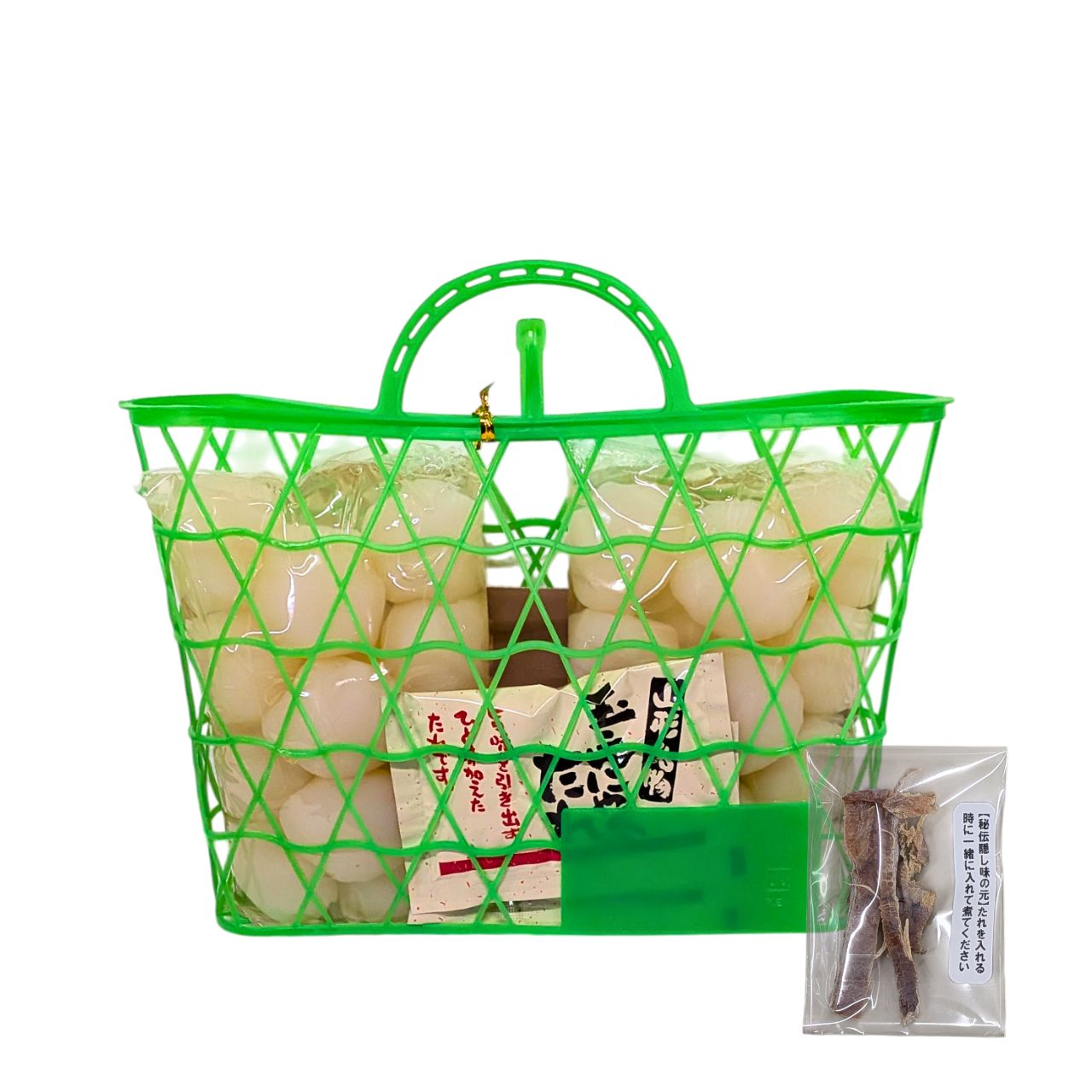 山形名物として親しまれる「玉こんにゃく」を、伝統的なかご入りスタイルでお届けします。 使用しているこんにゃく粉は国産製造。ぷりぷりした食感に、スルメの旨みがしっかり染み込む味わいが特徴です。 付属のたれは、しょうゆベースにかつお・煮干しの旨...