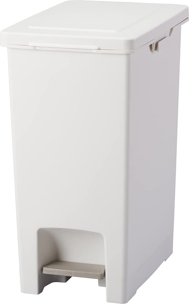 ホワイト/30L/6002・Size:30L・パッケージ個数:1・素材・材質:ポリプロピレン・幅25.6×奥行38.5×高さ48.8cm・本体・フタ・ポリ袋止め・ペダル/PP、ロッド/スチール(クロームメッキ)・容量:30L・原産国:日本●...