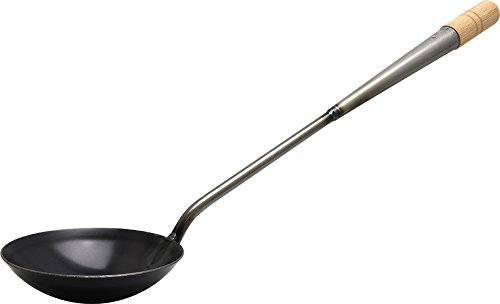 平たいブラック/-/AD-668・PatternName:お玉(小)・パッケージ個数:1・サイズ:105×86×441mm・本体重量:250g・本体:鉄、木部分:自然木・原産国:日本商品紹介 ●本体は黒皮鋼板を使用しているため、赤さびを防ぐ...