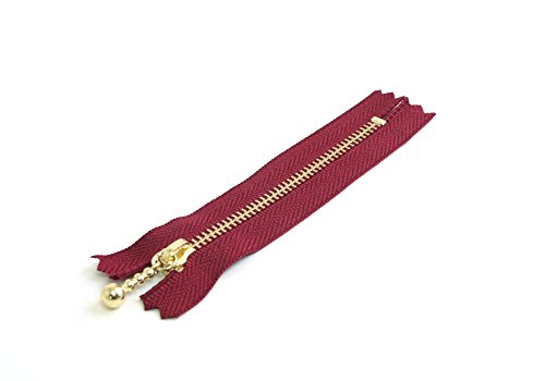 金具:Gゴールド520 エンジ/18cm/3G18-520・Color:520 エンジSize:18cmStyle:金具:Gゴールド・カラー: エンジ・素材: テープ部分: ポリエステル ■チェーン部分: 真鍮合金 ■スライダー部分: 亜鉛...