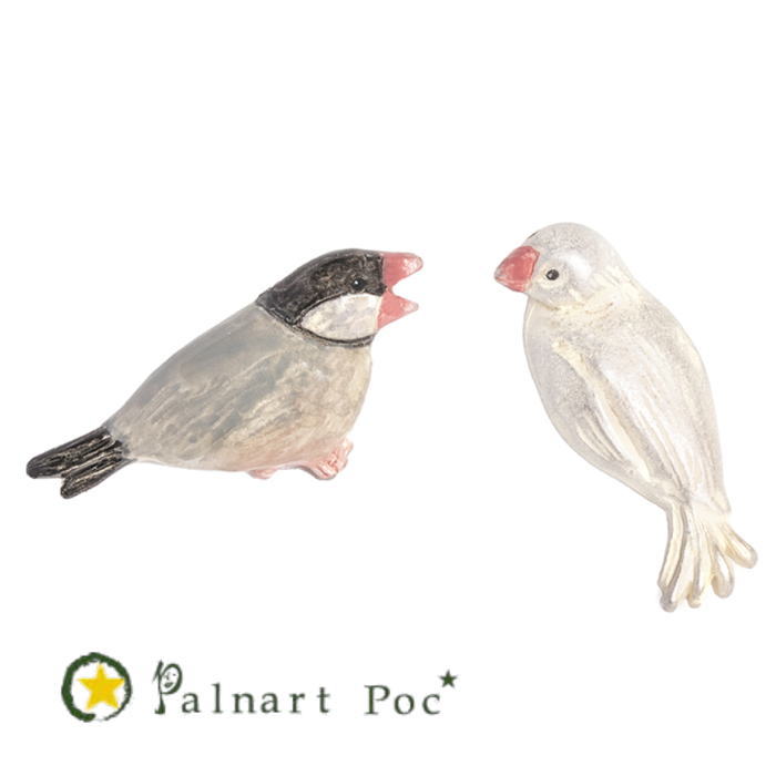 ★商品情報★ ・ブランド ：Palnart Poc パルナートポック ・商品名　 ：おしゃべり文鳥 ピアス ・素材　　 ：ピューター ・サイズ　 ：文鳥 ノーマル：H10mm×W19mm 文鳥 白 ： H18mm×W7mm ・ポスト　 ：サ...