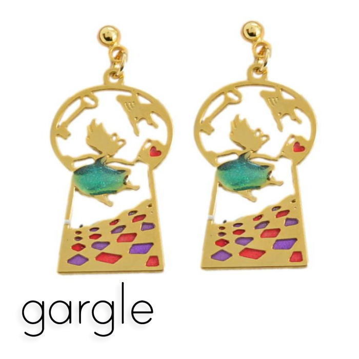 ★商品情報★ ・ブランド ：gargle（ガーグル） ・商品名　 ：アリス ピアス ・サイズ　 ：全長 2.7cm ・素材　　 ：メッキ 真鍮 ・ポスト　 ：チタン ★ご注意★ ・他店舗でも販売しているためタイミングによってはご注文をキャン...