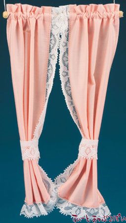アメリカでバーバラおばさんが一つ一つ手作りしております、ドールハウス用のカーテンです！！結構、よくできていますし、なんともかわいらしいカーテンです。もちろん、ソーイングが得意な方は、これを参考に自作しても良いですよね！手作りに自信が無い方は...