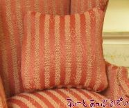 「コーラルストライプ」シリーズにお揃いのクッションをどうぞ！これだけでもカワイイですよ！サイズ：30x30mm