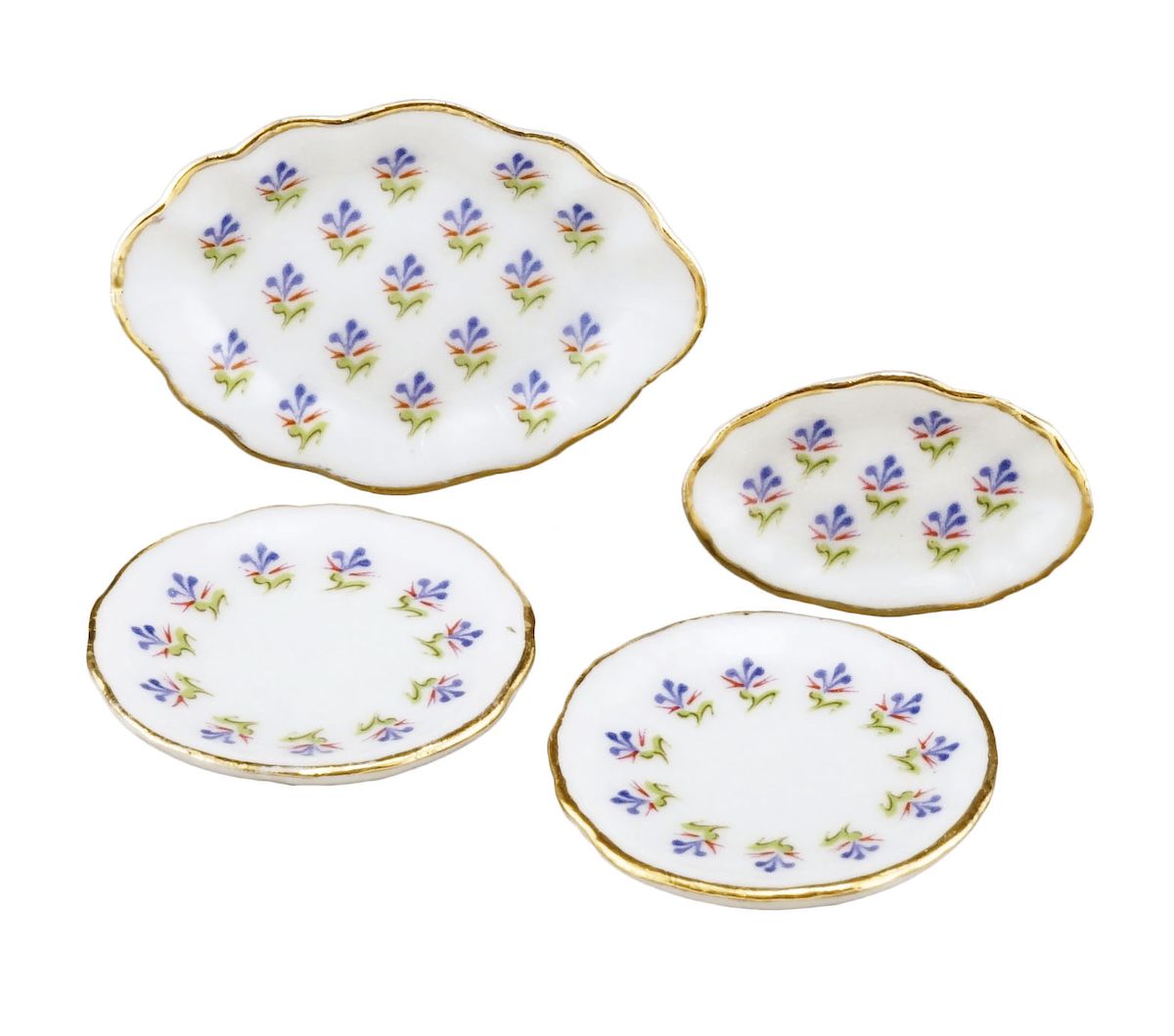 ドイツ　ロイター社のミニチュアです。大きな楕円皿のサイズ：35x25ミリ。小さな楕円皿のサイズ：25x15ミリ。丸皿の直径約23ミリ。アクリルケース入りです。アクリルケースのサイズ：W55xD42xH35。アクリルケースのサイズ：W80xD...