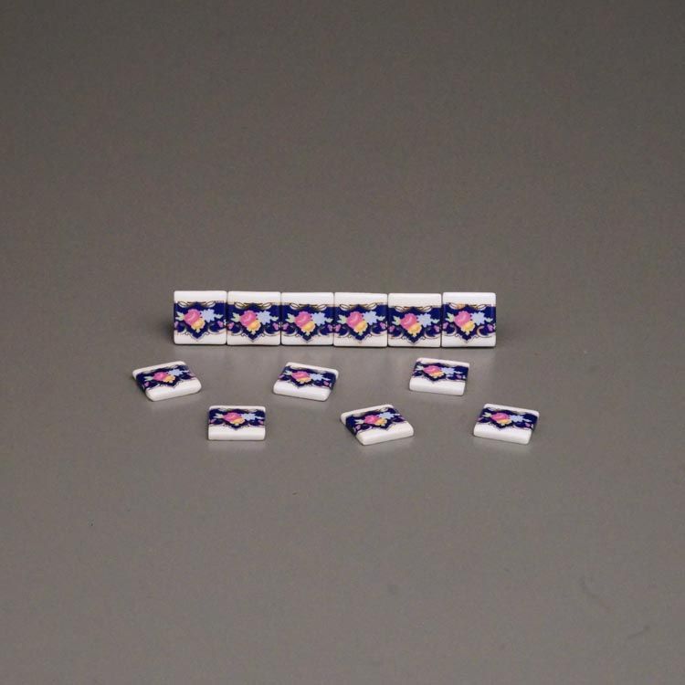 陶器製のタイル12枚セットです！下写真のように、ロイター社の暖炉などをデコレーションすることができます。もちろん、他のことに使ってもOKですよ！タイル一枚のサイズ：13x13mm、厚み約2mm