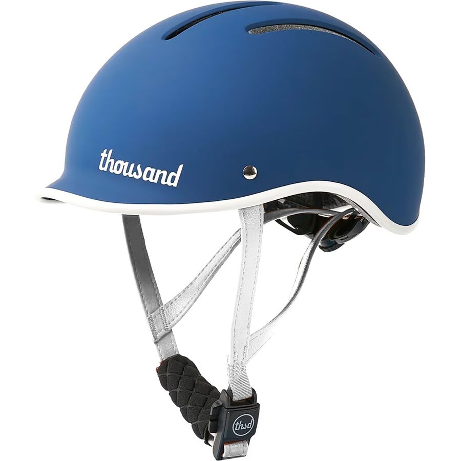 ■商品詳細■ブランドThousandサウザンド■商品名Jr 2 Helmet - Kids'JR 2 ヘルメット - キッズ■商品状態新品未使用・並行輸入品■色Blazing Blue■シェル素材ハイブリッド■ベンチレーション6つの通気口、...