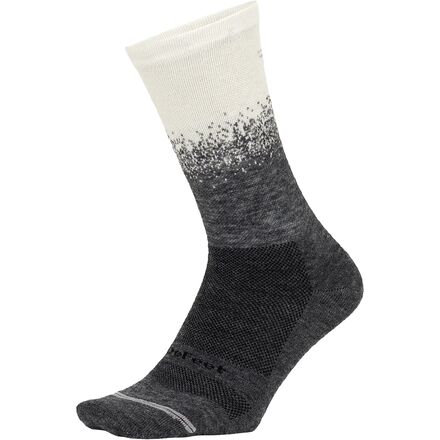 ■商品詳細■ブランドDeFeetデフィート■商品名Wooleator Pro 6in Sockウールイーター プロ 6インチ ソック■商品状態新品・並行輸入品■色Gravel Grey/Natural■備考(取寄) デフィート ウールイータ...