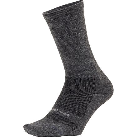 ■商品詳細■ブランドDeFeetデフィート■商品名Wooleator Pro 6in D-Logo Sockウールイーター プロ 6インチ D-ロゴ ソック■商品状態新品・並行輸入品■色Gravel Grey■備考(取寄) デフィート ウー...