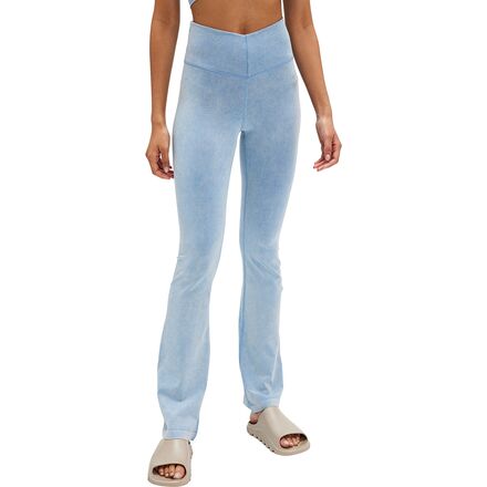 ■商品詳細■ブランドFP Movementエフピー ムーブメント■商品名Go To Smooth Flare Pant - Women'sゴー トゥ スムース フレア パンツ - ウィメンズ■商品状態新品・並行輸入品■色Washed Den...