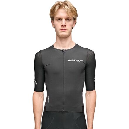 ■商品詳細■ブランドMAAPマープ■商品名Emerge Short-Sleeve Jersey - Men'sエマージュ ショートスリーブ ジャージ - メンズ■商品状態新品・並行輸入品■色Black■備考(取寄) マープ メンズ エマージ...