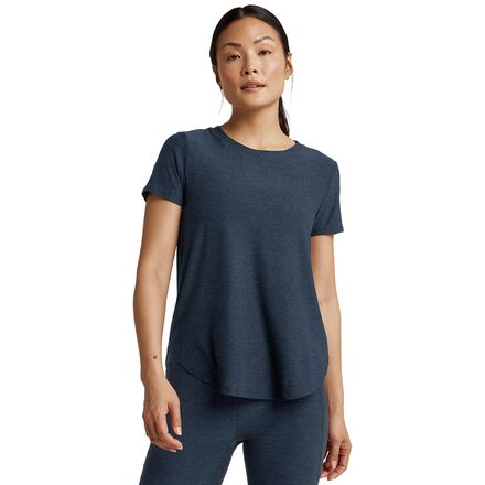 ■商品詳細■ブランドBeyond Yogaビヨンドヨガ■商品名On The Down Low T-Shirt - Women'sオン ザ ダウン ロウ T-シャツ - ウィメンズ■商品状態新品・並行輸入品■色Nocturnal Navy■備...