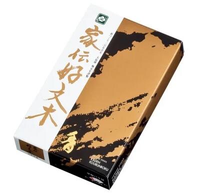 約75g、たいへん希少な天然極上沈香、白檀をはじめ20種の天然原料を、当家に伝わる秘法をもって調合し、一本一本丹念につくりあげました逸品でございます。 ■法人専用商品になります。備考欄に○○寺 / 法人名 / 店舗名 いずれか必要になります...