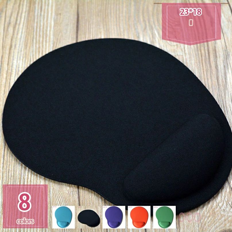 メイン素材：レザー【柔らかいマウスパッド】このマウスパッドは表面が柔らかくて快適で、裏面には天然ゴムを採用しています。 持ち運びが簡単な非常に柔軟性があります。【滑り止め底】底には天然の滑り止めゴムを采用します。テーブルの上にしっかりと密着...