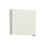 建築に同化する、空間との親和性が高いブラケット。LED(温白色)色温度：3500K演色性：Ra93消費電力：10.5W光束：900lm本体：アルミダイカスト・マットファインホワイト塗装レンズ：アクリル・透明消し幅-□120 出幅-30mm ...