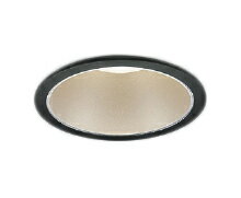 LED(電球色)色温度：2700K演色性：Ra93消費電力：5.2W光束：425lm枠：アルミダイカスト・マットブラック塗装反射板：アルミダイカスト・シャンパンシルバー塗装幅-φ110 出幅-3 埋込穴径-φ100 埋込高-67 取付必要高...