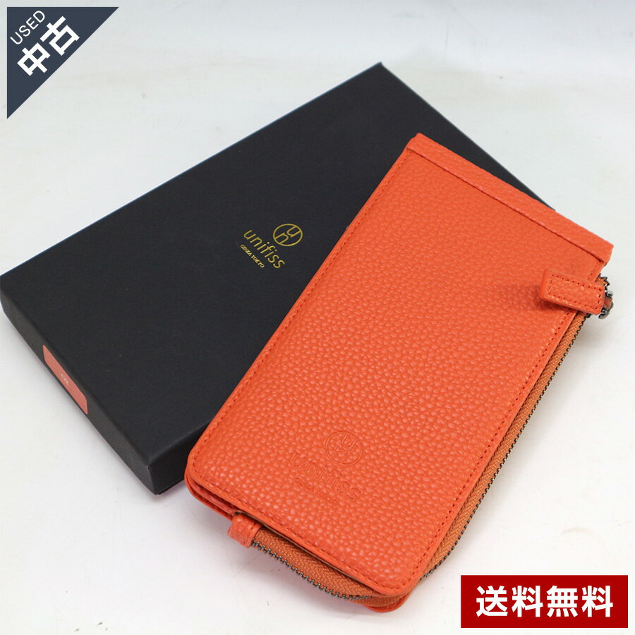 ■ サイズについて ポケット数 カードポケット：26 ファスナーポケット：1 平置き実寸サイズ 幅：10cm　奥行：19.5cm ■ 状態について ● 中古品ですが、全体的にキレイな状態です！ ※ 多少の小キズやスレなどはございます。 備考...