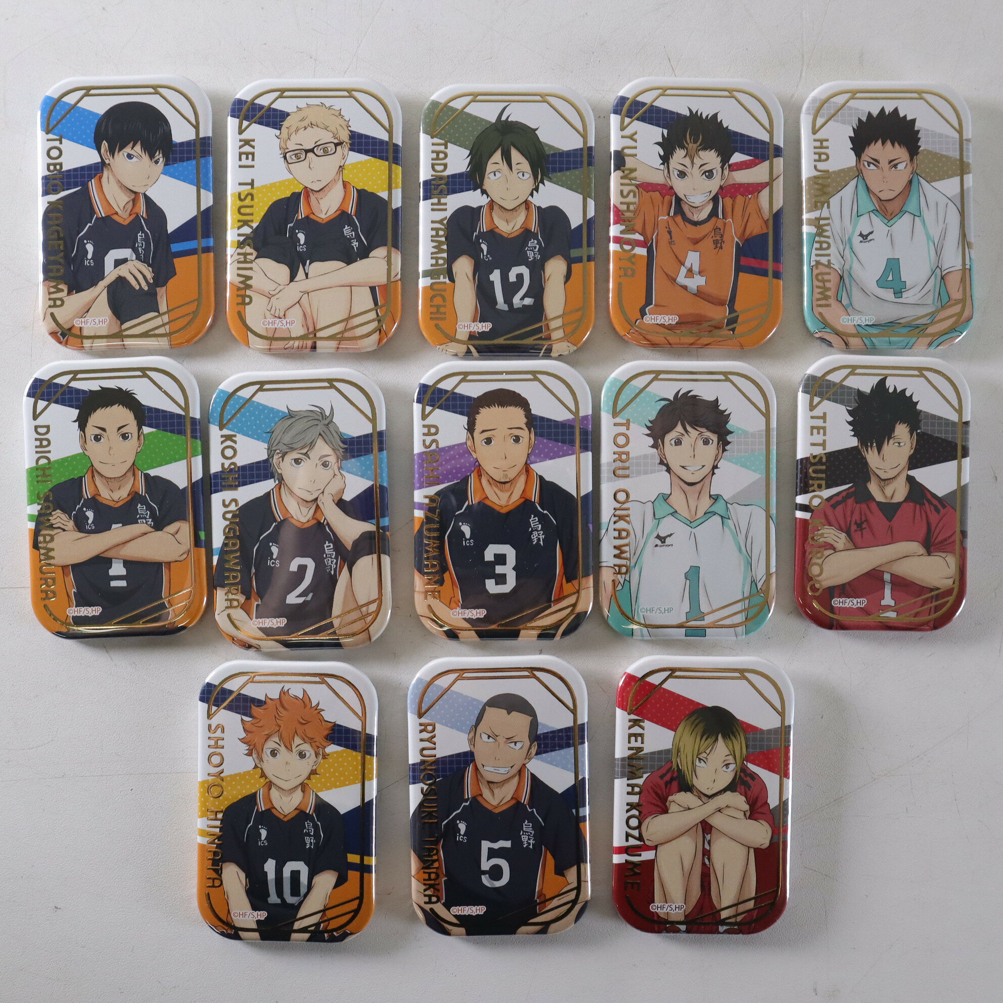 【未開封】ハイキュー!! スクエア缶バッジ 人気アニメ『ハイキュー!!』のスクエア缶バッジです。 商品画像・状態に関するご注意 お届けする商品は【新品・未開封品】です。 商品写真は中身の参考として開封済みのものを撮影しておりますが、実際にお...
