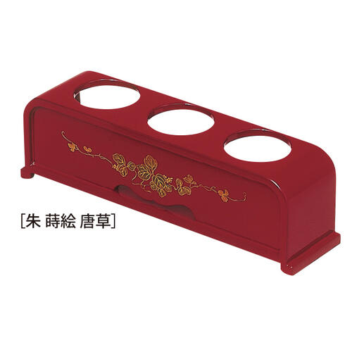 商品情報 寸法 約　奥行6cm×幅24cm×高7cmこの商品は 木製　三ツ穴仏器台　朱　蒔絵　唐草 ポイント 仏器が置けるようになっています 唐草の蒔絵入り 仏具　仏壇　仏器　 ショップからのメッセージ 納期について 4