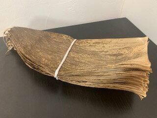 国産天然竹皮2号（51.0～55.5）広　20cm以上幅。お弁当　おにぎり　くりむし羊羹　鯖寿司　灰汁巻き　精肉　味噌などの包装に。　お料理蒸し物。冷蔵庫食品保存用などに。。　抗菌性　保水性　通気性　撥水性に優れているのが特徴です。　洗って...