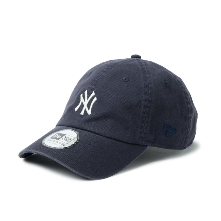 【商品情報】 日常に取り入れやすい、軽やかなかぶり心地のMLBキャップ。軽量かつ柔らかな被り心地が特徴の、リラックス感のあるベースボールキャップ。リアストラップには、着脱しやすいイージースナップ（スナップボタン式）を採用。MLB球団ロゴをミ...