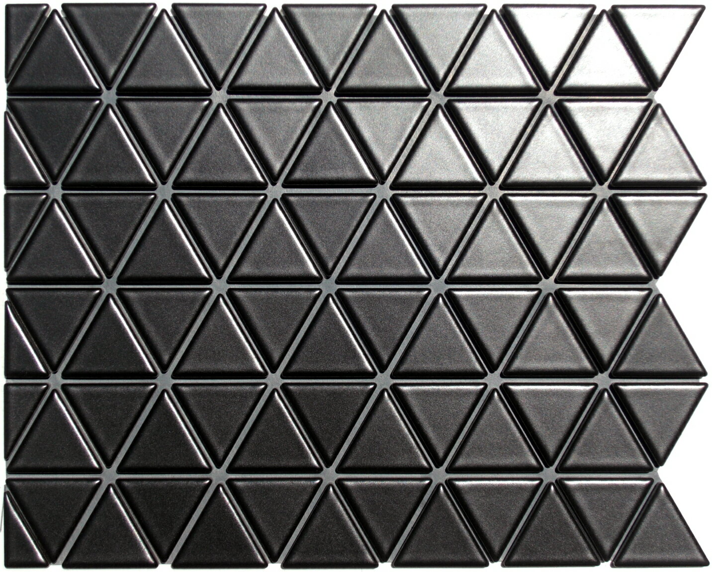 商品説明◆◇紙貼りしないバラなので、用途は、無限大！！◇◆◆◇ 光沢を抑えた 落着いた色調の マット釉 ◇◆【 種類 】磁器質　 　　施釉　 　　マット釉　 　　半マス入り● 焼物 特有の自然な 色幅があります【 用途 】室内装飾　　手芸　...