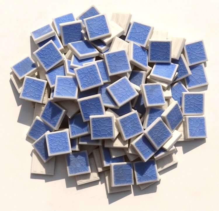 商品説明★☆ 紙貼りしないバラなので、用途は、無限大！！☆★【 種類 】磁器質　　　ガラス窯変釉　　　貫入　　　紙貼りしないバラの状態＊貫入（かんにゅう）とは、タイル表面に見られる細かい罅（ひび）割れ模様●　窯変釉 特有の自然な 色幅があり...