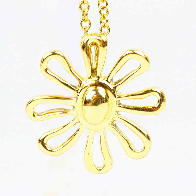 ブランド Tiffany&Co. / ティファニー 商品名 デイジーネックレス 素材 18金イエローゴールド K18YG サイズ チェーン約41cm ペンダントトップ縦約1.5cm×横約1.5cm 重さ 約3.7g 付属品 - 状態 AAラ...