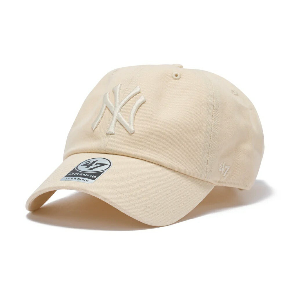 同系色でまとめたトナルカラーを採用したモデル。落ち着きのあるナチュラルカラーな色合いが特徴です。'47 CLEAN UPは、柔らかいクラウンとカーブしたバイザーの定番シルエットのアジャスタブルキャップ。サイズ調節が可能なストラップとこだわり...