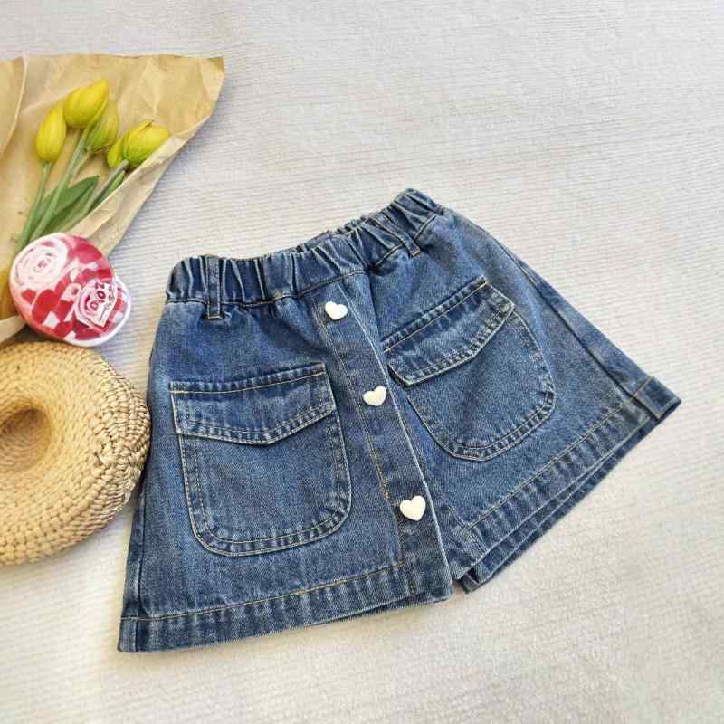 ・スタイル: 韓国版・素材: 綿・安全等級: A類・パンツ丈: 短パン・主な素材の成分: 綿90%・対象: 女児・対象年齢: 中小（3～8歳、100～140cm）・シーズン: 夏、春・種類: スカート付きパンツ・股部分の仕様: 閉じた股・生...