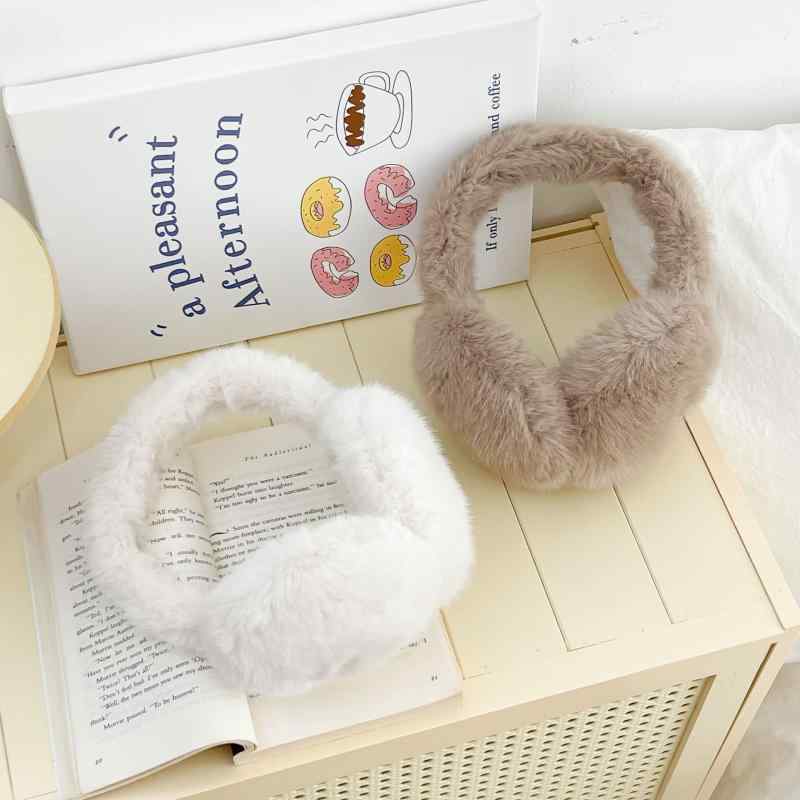 ・カテゴリ: 服飾雑貨・対象: ユニセックス・素材: ぬいぐるみ・柄: 漫画・カラー: ホワイト, キャメル, ブラック, ピンク, グレー・機能: 保温・スタイル: ファッション