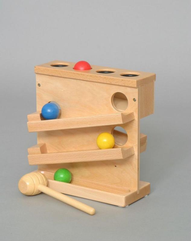 アカバネ(AKABANE)ボールをたたいて M717