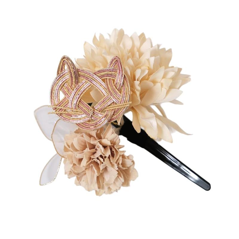 ネコ結びの髪飾り 水引 浴衣 着物 袴 成人式 卒業式 クリップ 1本 ミドルサイズ 簡単 かわいい 花 大人 子ども オフベージュ猫結びの水引とアメリカンフラワーがポイントの髪飾りです。ひとつひとつ職人が手作りした日本製です。ハンドメイド...