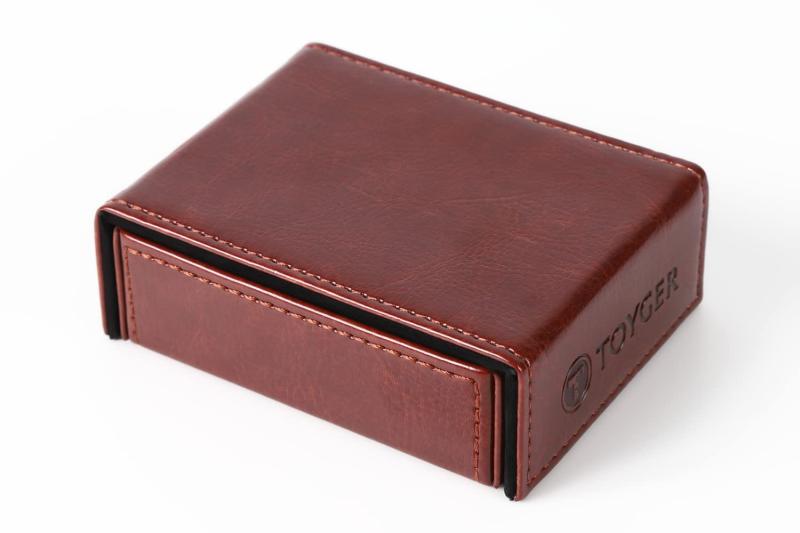 TOYGER RollTray 〜カードゲーム専用小物ケース〜 FreeDAMや市販のデッキケースにぴったり入るクルッと回して5秒でセッティング かつてない使い心地の小物ケース 「RollTray」 蓋をクルッと回転させ、底面にセッティング...