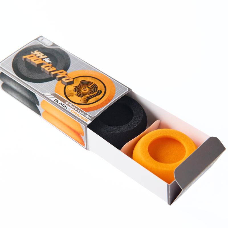 YAXI for PORTAPROポータプロ用にデザインされたYAXIのイヤーパッド。ヘッドホンのフォルムにマッチするシェイプキメの細かい、ソフトなタッチのウレタンを使用