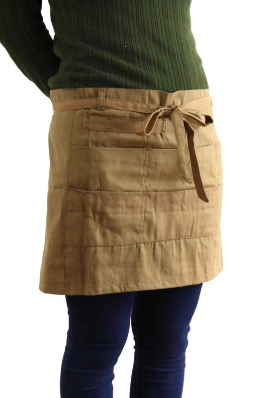 幅広 お尻が隠れる ショートエプロン ベージュ 前掛け ギャルソン ソムリエ 保育士 カフェ 制服 飲食店 厨房 料理 サロン おしゃれ かわいい ユニフォーム ナチュラル 男女兼用 女性用 男性こちらの商品ページは【A/ベージュ】です。　...