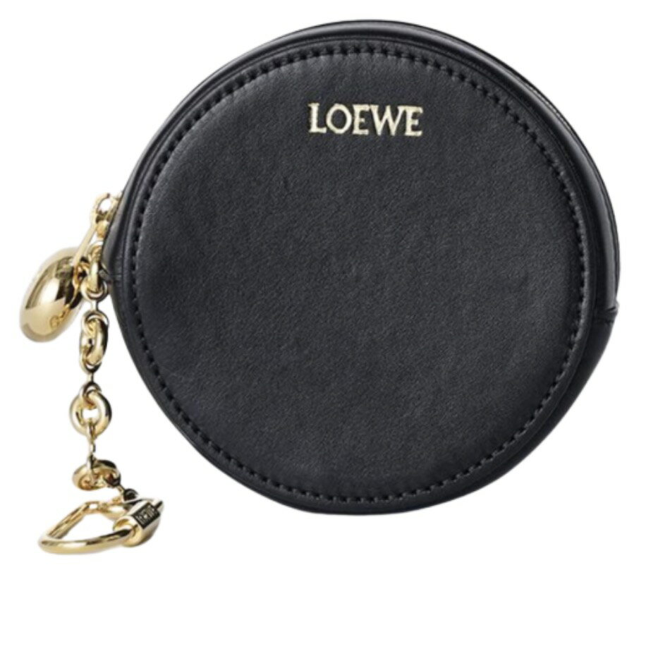 スペイン発のラグジュアリーブランドLOEWE（ロエベ）のコインケース。 上質なカーフスキンを採用しており、使うほどに馴染んでいき、味わいを増していきます。 ※当店の商品は共通在庫での管理を行っており、在庫状況によってはご希望の商品が欠品とな...