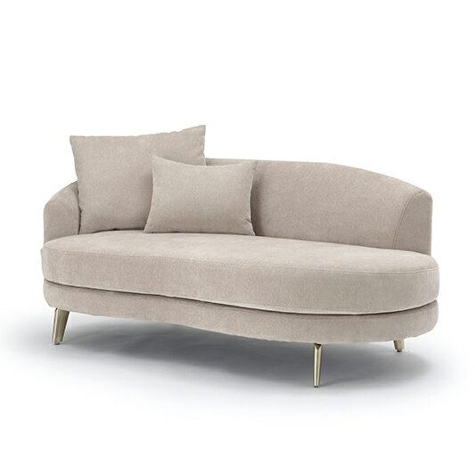 商品特徴 ■緩やかな曲線を描くラウンドソファです。 ■ソファ3P、ソファ2P片肘、回転式ソファ1P、オットマンをラインナップ。 ■半月型のオットマンはソファの曲線と相性が良く、連続性のあるレイアウトが可能です。 ■ソファには座り心地の調整に...