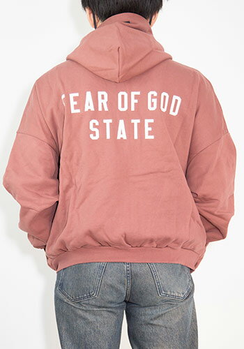 ブランド説明 アメリカ・カリフォルニアを拠点とするセレクトショップ Pacsun(パクサン) と FEAR OF GOD(フィア・オブ・ゴッド) によるディフュージョンライン “FOG ESSENTIALS” 。 FEAR OF GODの ...