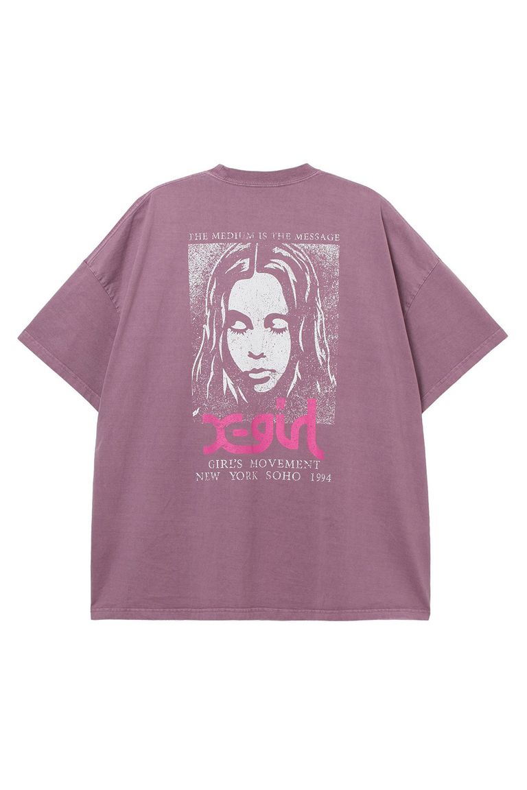 商品説明 ■デザイン グラフィックが目を惹く半袖Tシャツワンピース。 フロントは、胸元にワンポイントロゴをプリントしさりげないアクセントに。 バックスタイルは、X-girlのFACEロゴのグラフィックを大きく配置した存在感抜群のデザイン。 ...