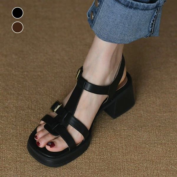 メーカー希望小売価格はメーカーカタログに基づいて掲載しています■商品名：厚底サンダル■素材アッパー：PU　ソール：ポリウレタン■サイズ(cm)22.5cm（35）/23cm（36）/23.5cm（37）/24cm（38）/24.5cm（39...