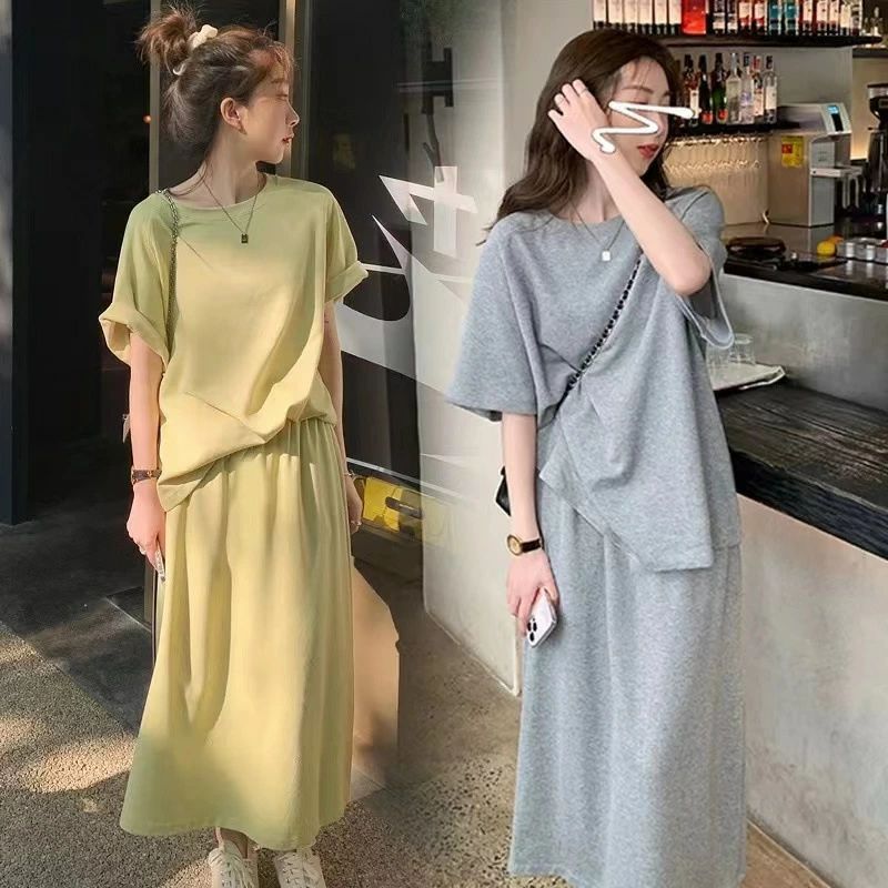 ■素材 ポリエステル、その他 ■セット内容 セット内容：トップス＋パンツ 2点セット 注意事項 ※サイズ表記は目安です。若干の誤差がある場合がございます。 ※お使いのモニター設定や撮影時の照明、太陽光の環境により色が異なって見える場合がござ...