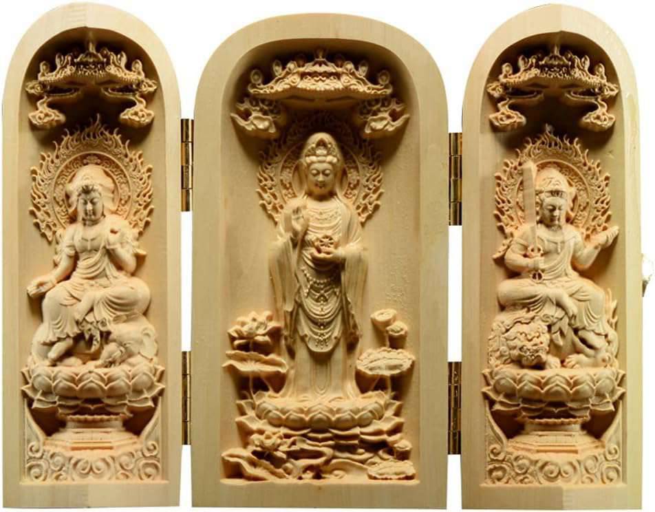 説明 仏：救世三尊＜普賢菩薩・観音菩薩・文殊菩薩＞仏様の御加護によって幸福で、生きがいのある生活をおくれます事を願う厄除け三開仏です。非常に堅く、しなやかな風合いを持つ柘植材を使用して、仏師が一つ一つ心を込めて彫り上げました。蓋を開くとそこ...