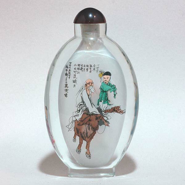 大きさ：高さ12センチ・幅約6.5センチ 化粧箱付 この鼻煙壷は輪郭のみプリントで、着彩が手描きです。 中国清朝（およそ200年ぐらい前）に嗅ぎタバコが流行し、それを入れるための容器で鼻煙壷といいます。 この鼻煙壷はガラスの容器の内側に絵を...