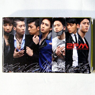 大きさ/5.2cm×8.6cm 余白にname, tel, e-mailが記入できるようになっているプライベート用の名刺。 50枚で1セットですが、50枚表裏とも画像が1つ1つ違っています。　