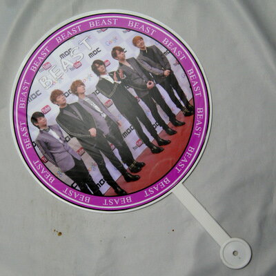 コンサート用特大うちわ(韓国製) 大きさ 30cm×30cm ※物によって、印刷刷れや貼り損じが多少ございますので、ご了承下さい。　