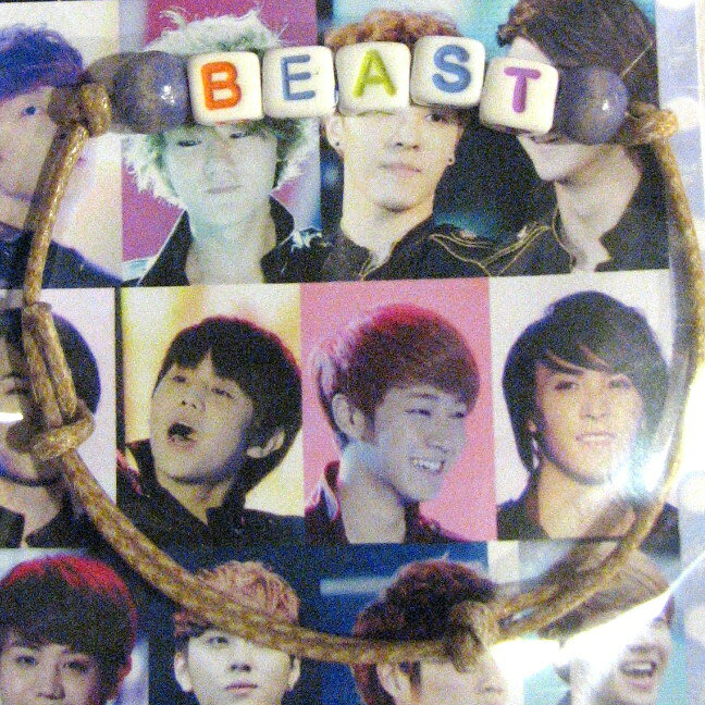 最大直径：約8cm、伸縮できます。台紙はステッカーになっています！ ※再入荷パーツの種類や色が変わる場合がございますので、ご了承下さい。　